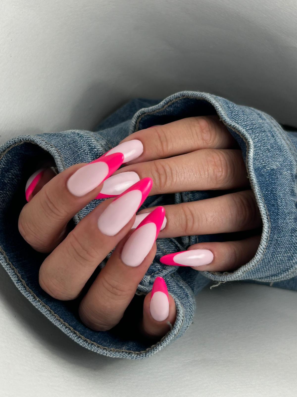 Booking - Nails UK